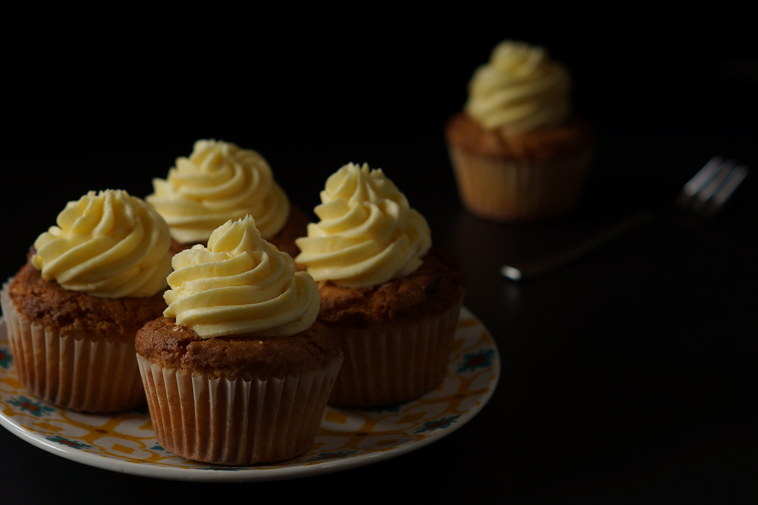 The meaning of cake » cupcakes